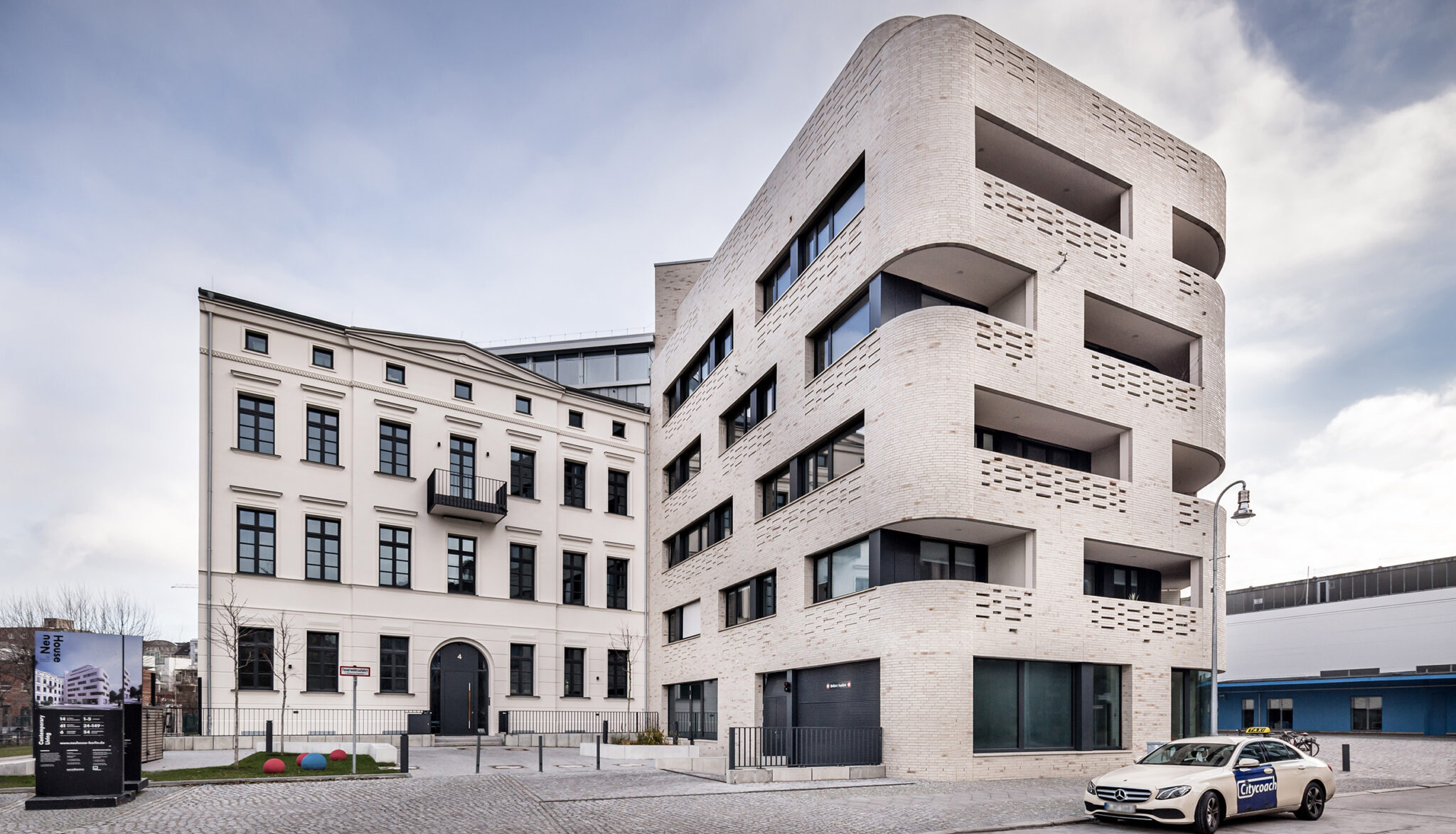 BERLIN: "NEUHOUSE" PRÄSENTIERT SICH ALS SYMBIOSE AUS ALT- UND NEUBAU ...