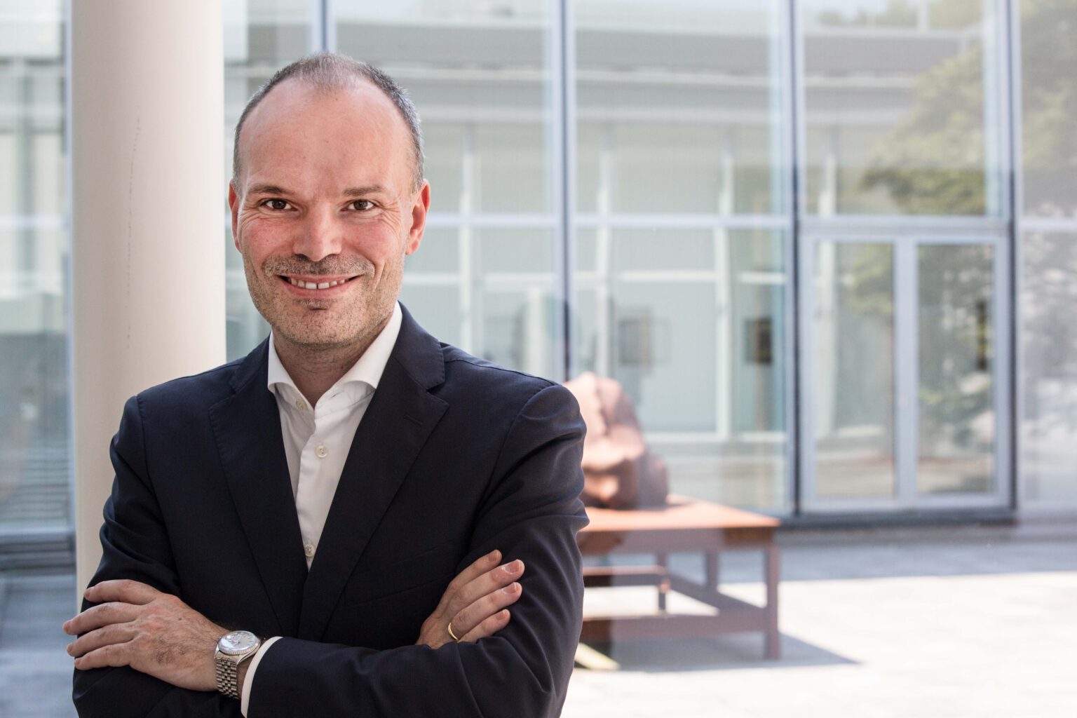 PROF. PETER GORSCHLÜTER: BESSER IN ESSEN • polis Magazin